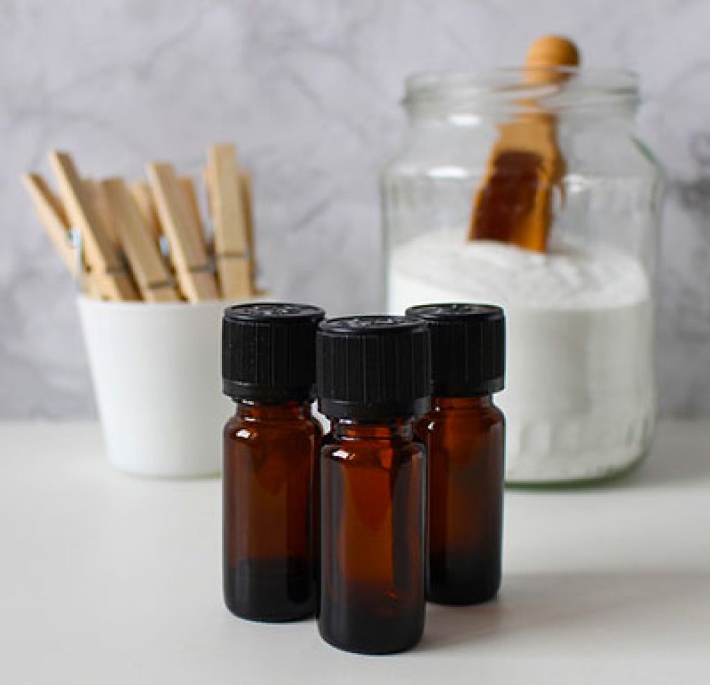 Using Foot Spa Oils To Indulge Your Feet - All Things Massage